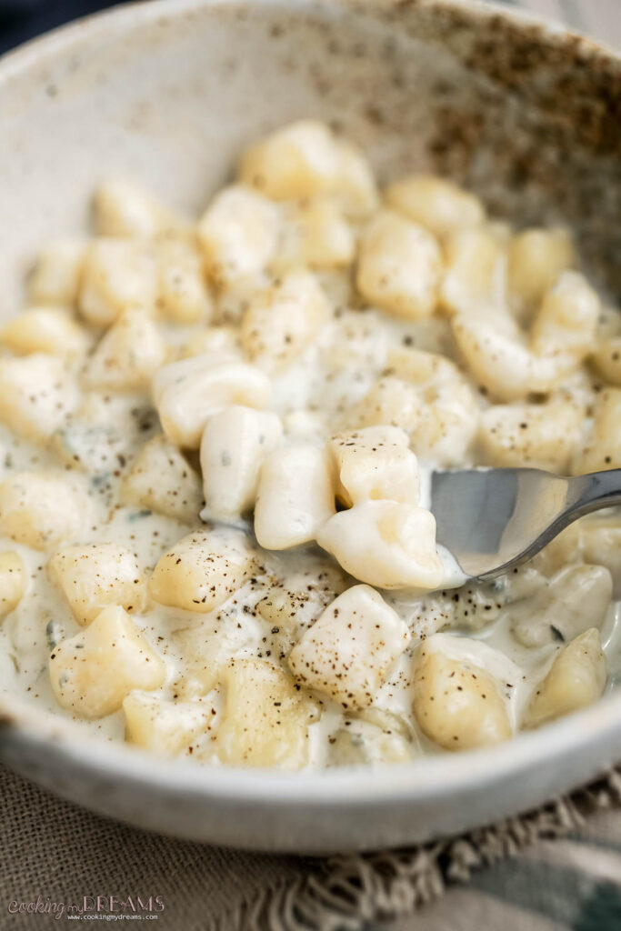 Creamy Gnocchetti Gorgonzola - Cooking My Dreams