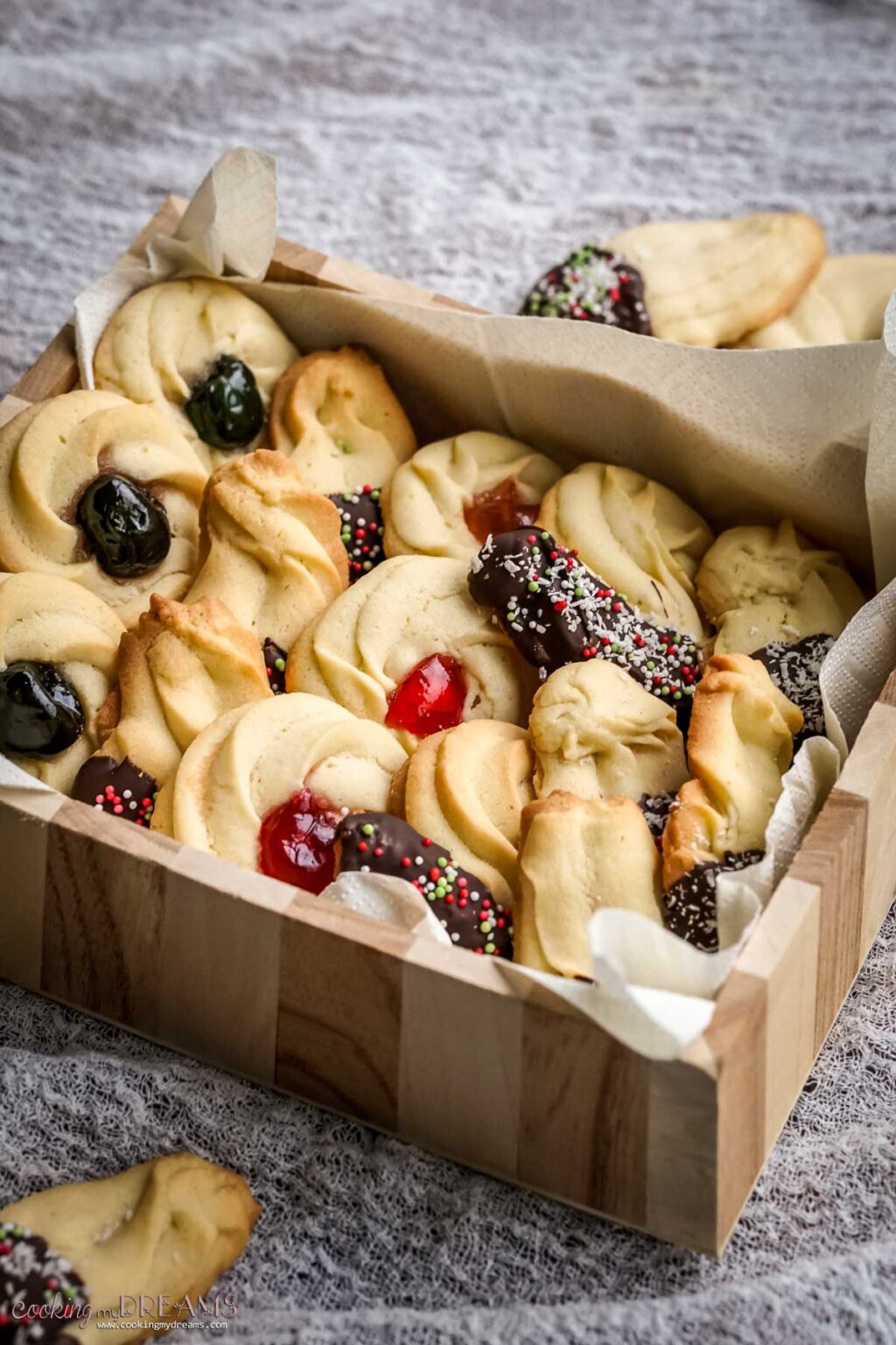 Bakery-Style Italian Butter Cookies - Cooking My Dreams
