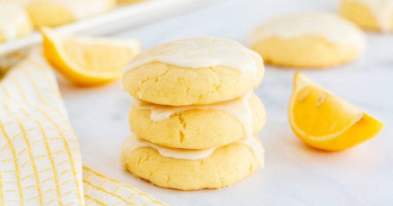 10 Italian Lemon Desserts That Will Bring You to the Amalfi Coast